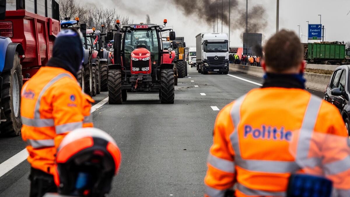 Boeren kondigen opnieuw acties aan in Antwerpse haven: “Velen zijn nog niet tevreden met wat nu ...